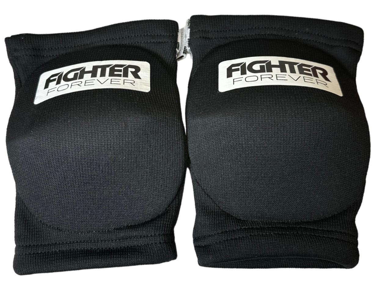 Fighter Forever Muay Thai kyynärpääsuojat, Musta - Thainyrkkeilykauppa.fi ...